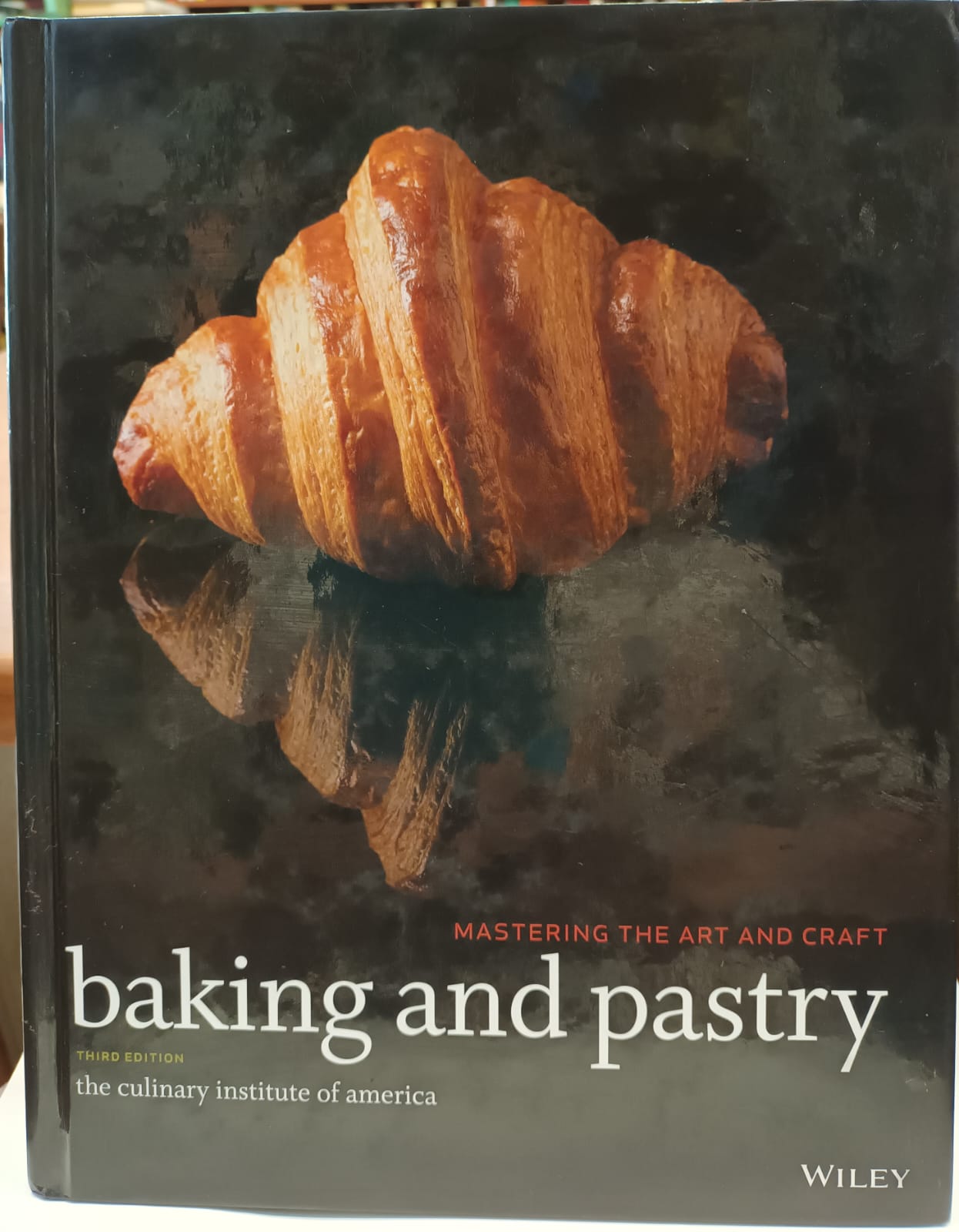 Mastering the Art of baking and pastry making - Jenny's Book Shop